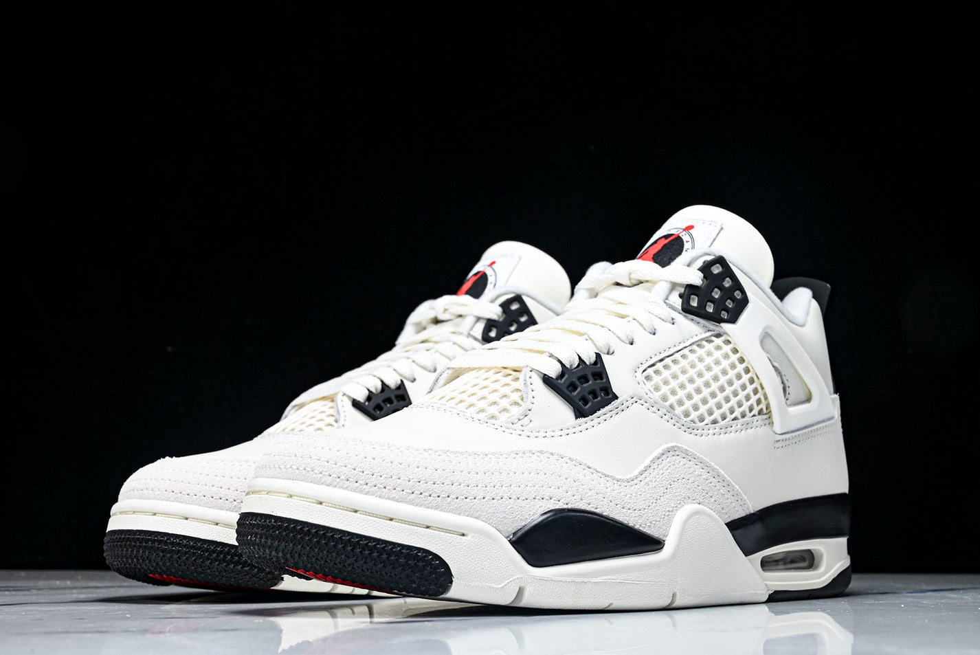 AJ4 Retro OG 'Flight Club' – Drip Locker UK