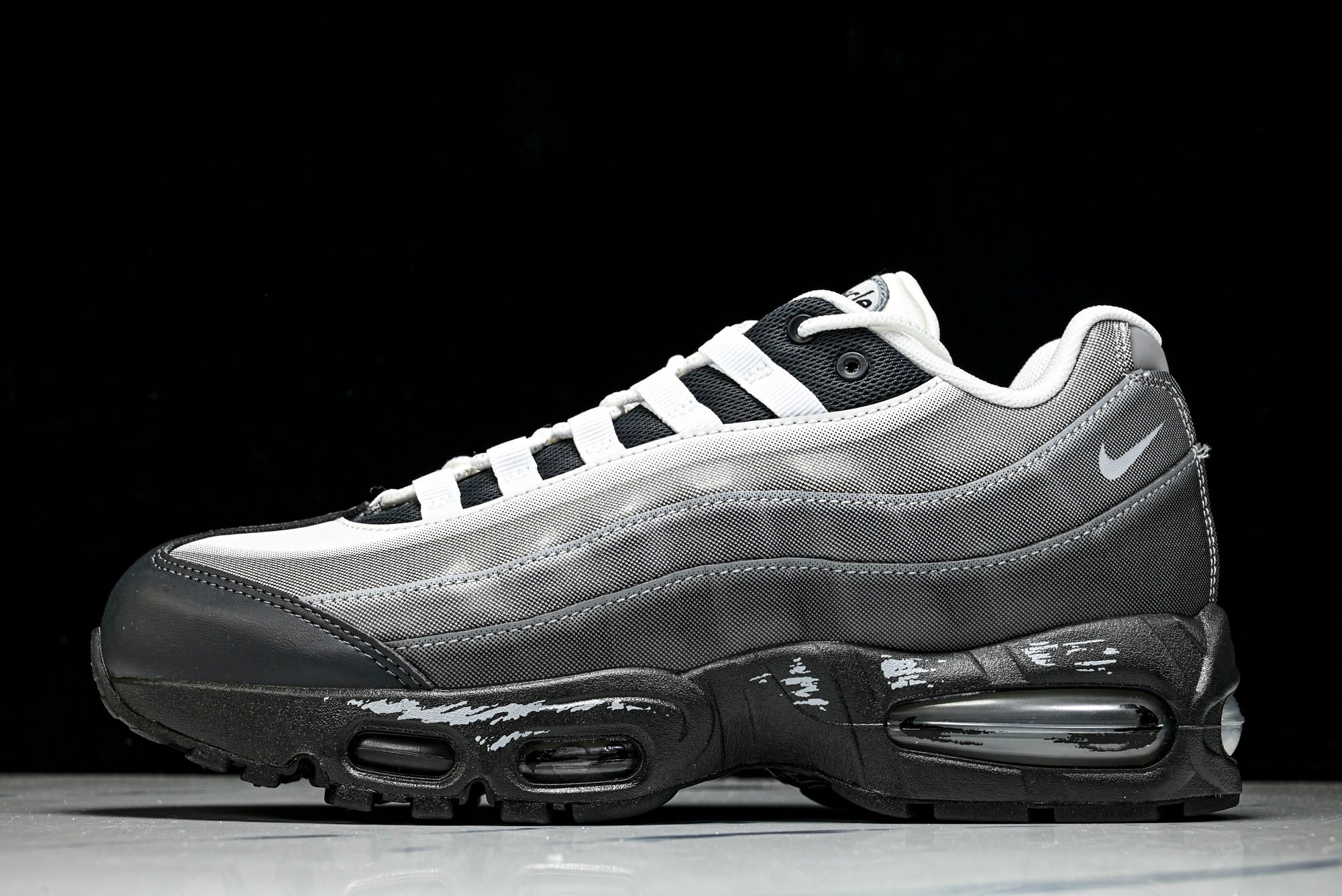 Yu-Gi-Oh! x AM95 Muscle 'Jonouchi' – Drip Locker UK